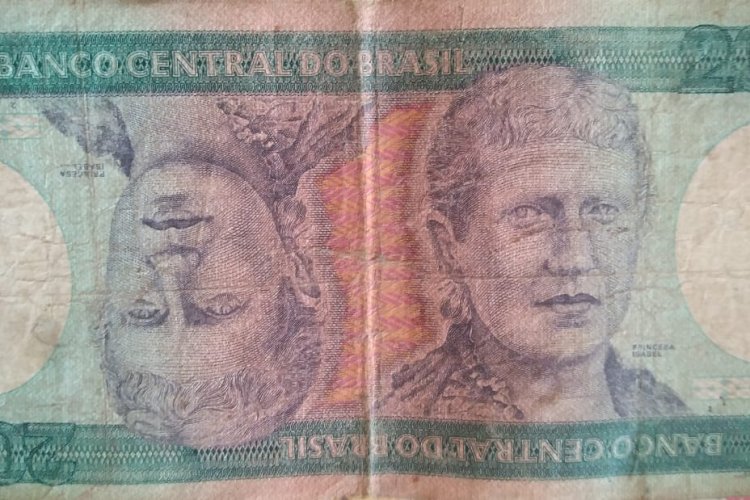 Moeda da Controvérsia: O Legado de Isabel na Macapá Colonial - Notícias ...